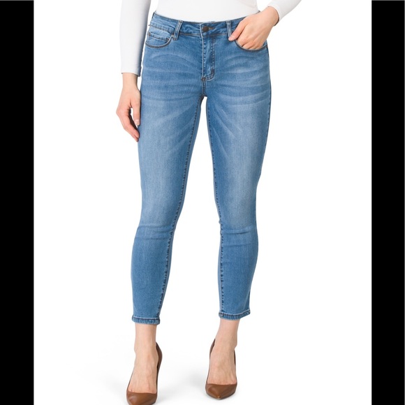 Tahari | Jeans | New Tahari Classic Skinny Mid Rise Jeans | Poshmark